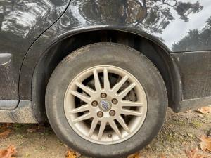 Melns Volvo V50 2006 Gulbene, ar dzinēja tilpumu 1.60 L un nobraukumu 370 tūkst. km par 800 €, foto 15 vietnē AUTOMOTO.COM.LV