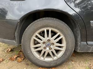 Melns Volvo V50 2006 Gulbene, ar dzinēja tilpumu 1.60 L un nobraukumu 370 tūkst. km par 800 €, foto 16 vietnē AUTOMOTO.COM.LV