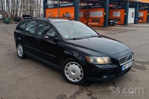 Melns Volvo V50 2007 Rīga, ar dzinēja tilpumu 2.00 L un nobraukumu 214 tūkst. km par 1450 €, foto 1 vietnē AUTOMOTO.COM.LV