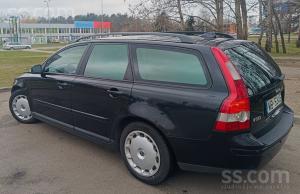 Melns Volvo V50 2007 Rīga, ar dzinēja tilpumu 2.00 L un nobraukumu 214 tūkst. km par 1450 €, foto 5 vietnē AUTOMOTO.COM.LV
