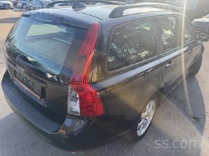 Melns Volvo V50 2007 Rīga, ar dzinēja tilpumu 2.40 L un nobraukumu 232 tūkst. km par 2200 €, foto 5 vietnē AUTOMOTO.COM.LV