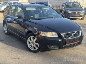 Melns Volvo V50 2007 Rīga, ar dzinēja tilpumu 2.40 L un nobraukumu 232 tūkst. km par 2200 €, foto 6 vietnē AUTOMOTO.COM.LV