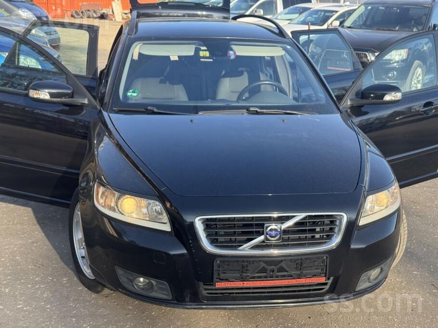 Melns Volvo V50 2007 Rīga, ar dzinēja tilpumu 2.40 L un nobraukumu 232 tūkst. km par 2200 €, foto 14 vietnē AUTOMOTO.COM.LV