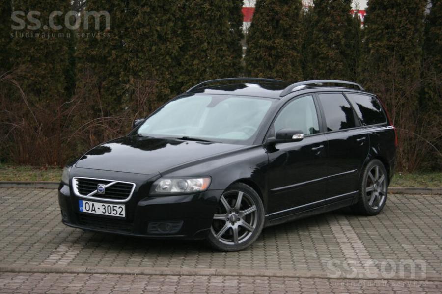 Melns Volvo V50 2007 Ventspils, ar dzinēja tilpumu 2.40 L un nobraukumu 224 tūkst. km par 1550 €, foto 2 vietnē AUTOMOTO.COM.LV