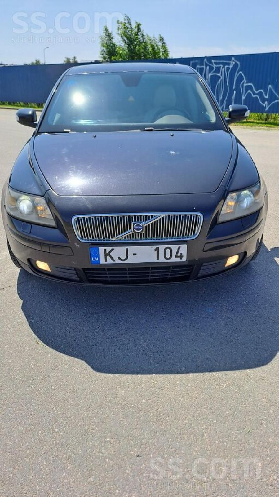 Melns Volvo V50 2007 Rīga, ar dzinēja tilpumu 2.40 L un nobraukumu 345 tūkst. km par 3000 €, foto 5 vietnē AUTOMOTO.COM.LV