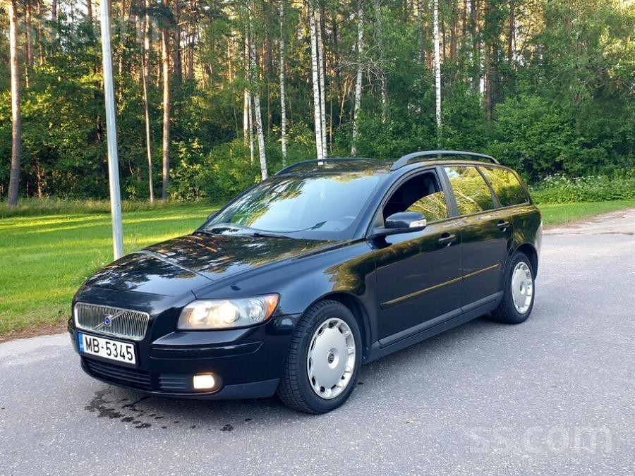Melns Volvo V50 2007 Rīga, ar dzinēja tilpumu 2.00 L un nobraukumu 214 tūkst. km par 1450 €, foto 1 vietnē AUTOMOTO.COM.LV