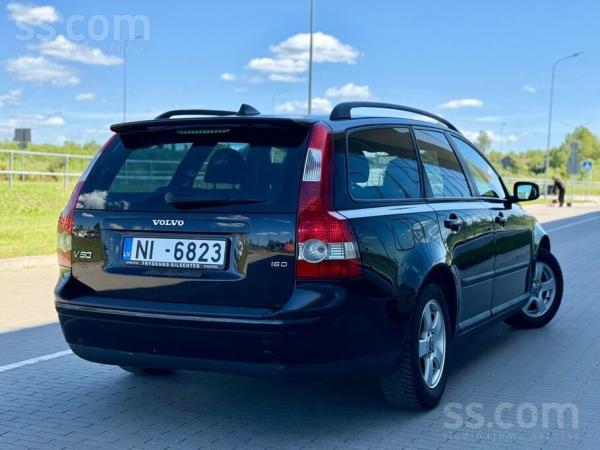 Melns Volvo V50 2007 Rēzekne, ar dzinēja tilpumu 1.60 L un nobraukumu 240 tūkst. km par 2990 €, foto 4 vietnē AUTOMOTO.COM.LV