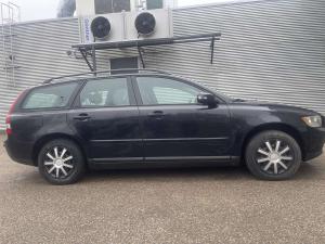 Melns Volvo V50 2007 Viļņa, ar dzinēja tilpumu 1.56 L un nobraukumu 287 tūkst. km par 1500 €, foto  vietnē AUTOMOTO.COM.LV