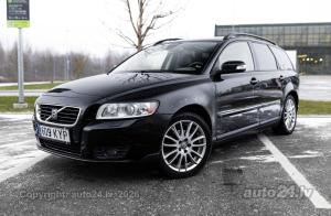 Black Volvo V50 2007 in Tallinn, with an engine capacity of 2.00 L and mileage of 0 thousand km for 1798 €, photo 3 on AUTOMOTO.COM.LV