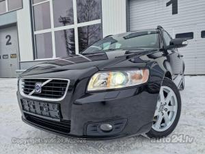 Melns Volvo V50 2007 Tartu, ar dzinēja tilpumu 2.00 L un nobraukumu 220 tūkst. km par 4490 €, foto 2 vietnē AUTOMOTO.COM.LV