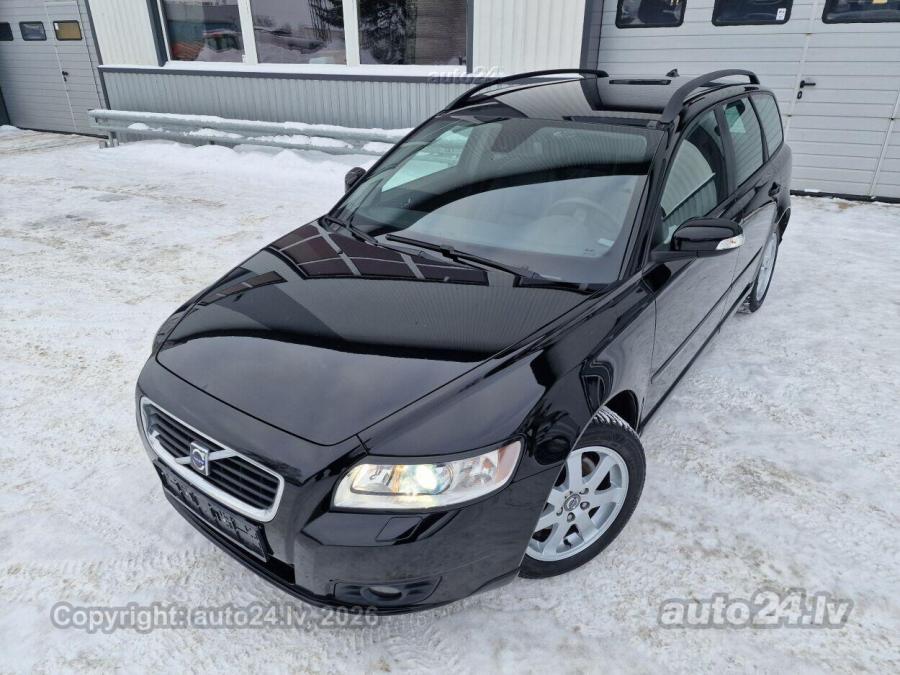 Melns Volvo V50 2007 Tartu, ar dzinēja tilpumu 2.00 L un nobraukumu 220 tūkst. km par 4490 €, foto 4 vietnē AUTOMOTO.COM.LV