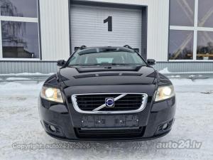 Melns Volvo V50 2007 Tartu, ar dzinēja tilpumu 2.00 L un nobraukumu 220 tūkst. km par 4490 €, foto 5 vietnē AUTOMOTO.COM.LV