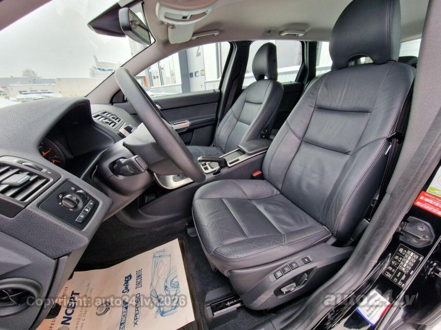 Melns Volvo V50 2007 Tartu, ar dzinēja tilpumu 2.00 L un nobraukumu 220 tūkst. km par 4490 €, foto 14 vietnē AUTOMOTO.COM.LV