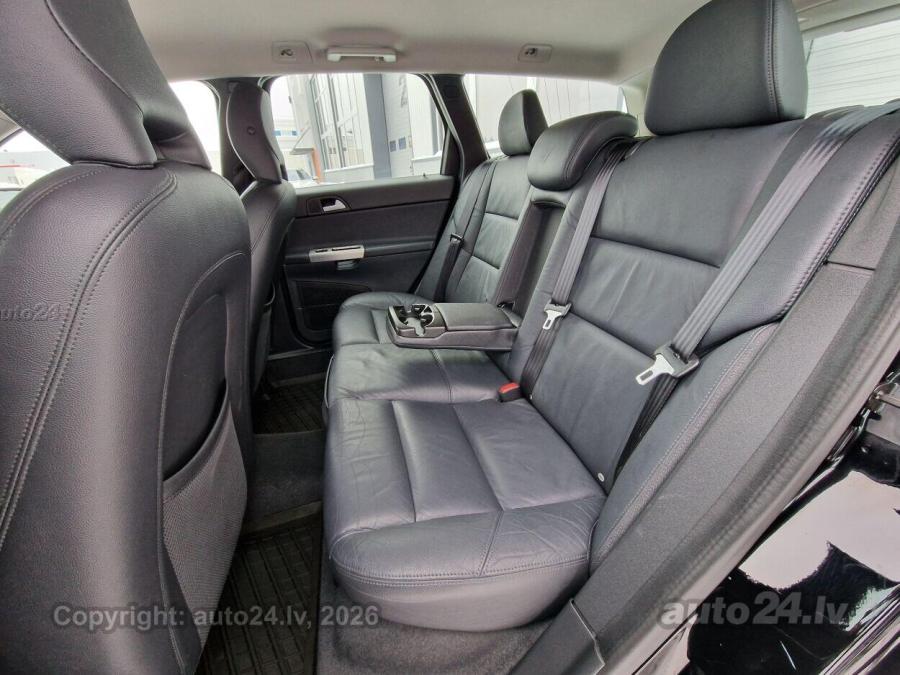 Melns Volvo V50 2007 Tartu, ar dzinēja tilpumu 2.00 L un nobraukumu 220 tūkst. km par 4490 €, foto 22 vietnē AUTOMOTO.COM.LV
