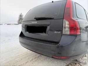 Black Volvo V50 2007 in Vilnius, with an engine capacity of 2.00 L and mileage of 398 thousand km for 2000 €, photo 11 on AUTOMOTO.COM.LV