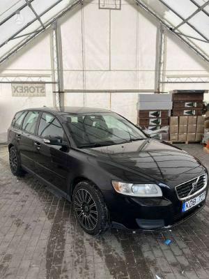 Black Volvo V50 2007 in Klaipeda, with an engine capacity of 1.56 L and mileage of 315 thousand km for 1600 €, photo  on AUTOMOTO.COM.LV