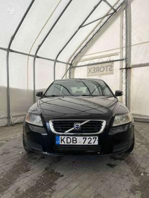 Black Volvo V50 2007 in Klaipeda, with an engine capacity of 1.56 L and mileage of 315 thousand km for 1600 €, photo 2 on AUTOMOTO.COM.LV