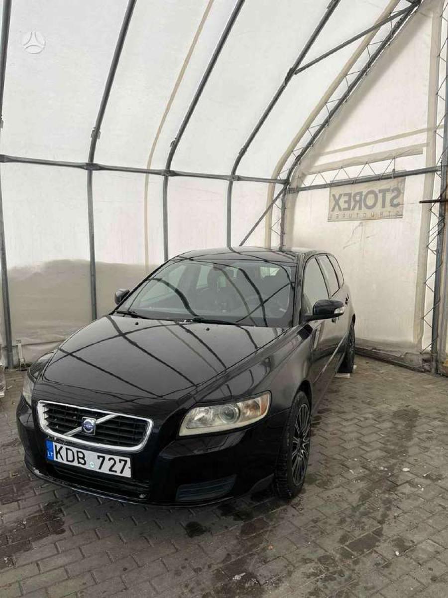 Black Volvo V50 2007 in Klaipeda, with an engine capacity of 1.56 L and mileage of 315 thousand km for 1600 €, photo 12 on AUTOMOTO.COM.LV