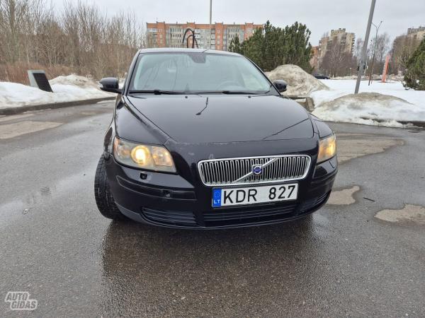 Melns Volvo V50 2007 Klaipėda, ar dzinēja tilpumu 1.60 L un nobraukumu 370 tūkst. km par 750 €, foto 7 vietnē AUTOMOTO.COM.LV