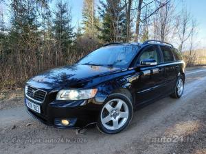 Melns Volvo V50 2007 Paide, ar dzinēja tilpumu 2.40 L un nobraukumu 244 tūkst. km par 4850 €, foto 2 vietnē AUTOMOTO.COM.LV