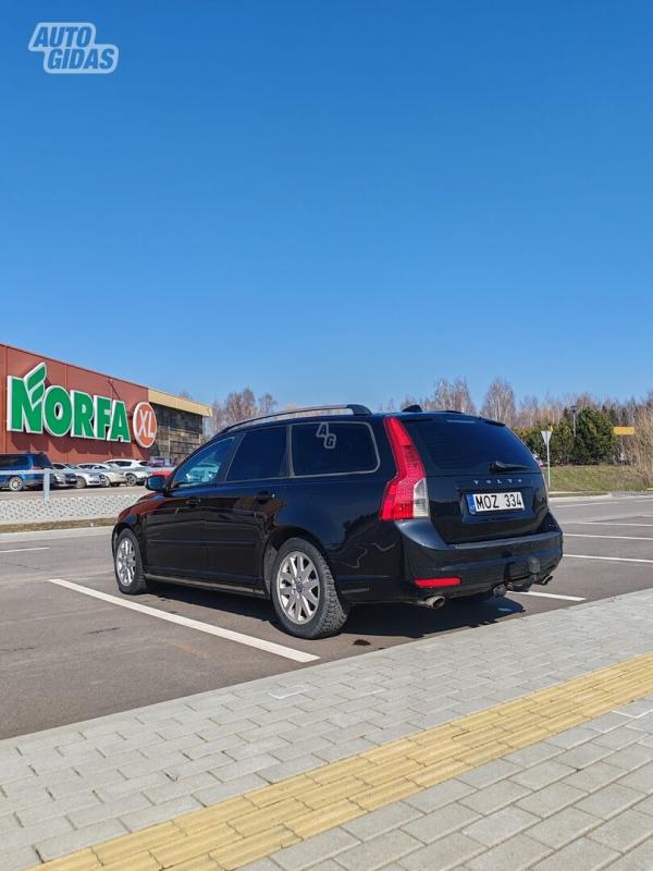 Melns Volvo V50 2007 Gargždai, ar dzinēja tilpumu 2.40 L un nobraukumu 397 tūkst. km par 2200 €, foto 4 vietnē AUTOMOTO.COM.LV