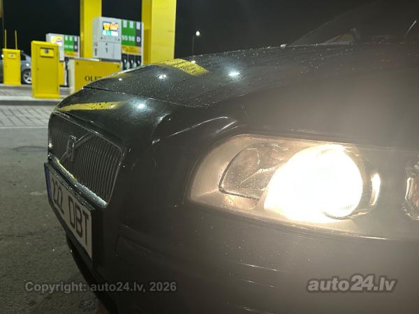 Melns Volvo V50 2007 Tallina, ar dzinēja tilpumu 1.60 L un nobraukumu 404 tūkst. km par 1800 €, foto 7 vietnē AUTOMOTO.COM.LV