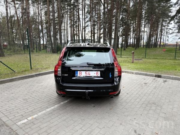 Melns Volvo V50 2007 Rīga, ar dzinēja tilpumu 2.40 L un nobraukumu 0 tūkst. km par 2990 €, foto 6 vietnē AUTOMOTO.COM.LV