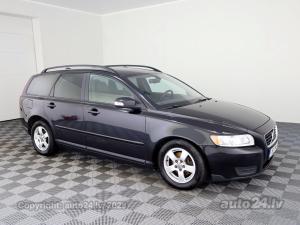 Melns Volvo V50 2007 Tallina, ar dzinēja tilpumu 1.60 L un nobraukumu 438 tūkst. km par 1499 €, foto  vietnē AUTOMOTO.COM.LV