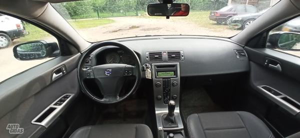 Black Volvo V50 2007 in Sirvintos, with an engine capacity of 2.00 L and mileage of 259 thousand km for 2550 €, photo 10 on AUTOMOTO.COM.LV