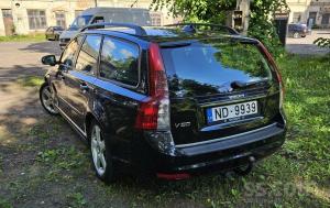 Melns Volvo V50 2007 Rīga, ar dzinēja tilpumu 2.00 L un nobraukumu 291 tūkst. km par 2900 €, foto 9 vietnē AUTOMOTO.COM.LV