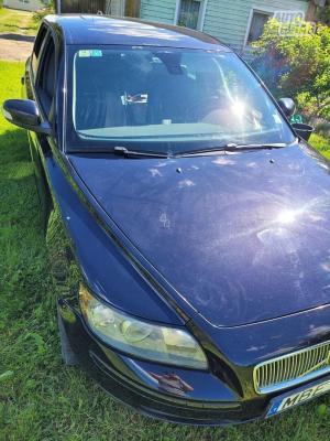 Melns Volvo V50 2007 Viļņa, ar dzinēja tilpumu 2.00 L un nobraukumu 272 tūkst. km par 2200 €, foto 7 vietnē AUTOMOTO.COM.LV