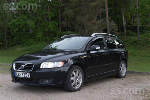 Черный Вольво В50 2007 в Талси, объемом двигателя 2.40 л и пробегом 340 тыс. км за 2590 €, фото 4 на AUTOMOTO.COM.LV