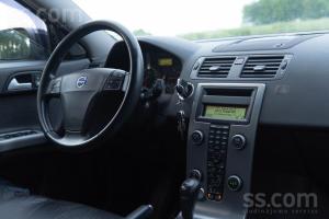 Черный Вольво В50 2007 в Талси, объемом двигателя 2.40 л и пробегом 340 тыс. км за 2590 €, фото 20 на AUTOMOTO.COM.LV
