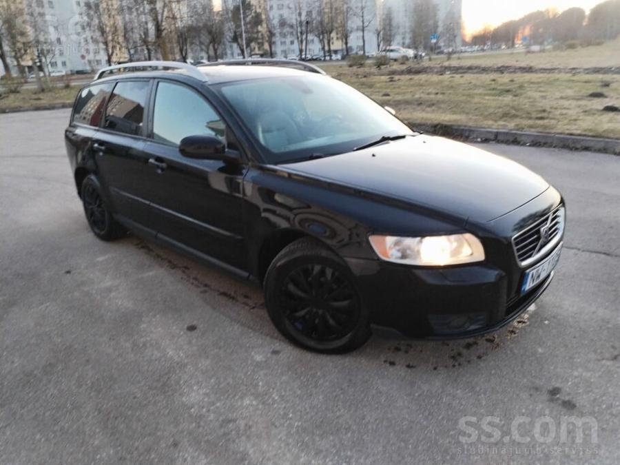 Черный Вольво В50 2007 в Елгава, объемом двигателя 1.60 л и пробегом 0 тыс. км за 2700 €, фото 8 на AUTOMOTO.COM.LV