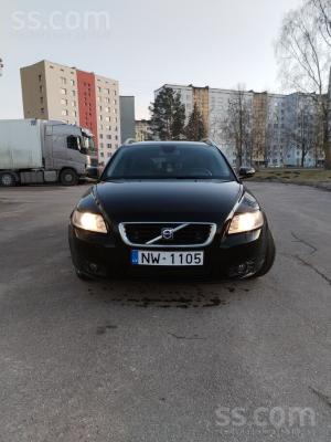 Черный Вольво В50 2007 в Елгава, объемом двигателя 1.60 л и пробегом 0 тыс. км за 2700 €, фото 9 на AUTOMOTO.COM.LV