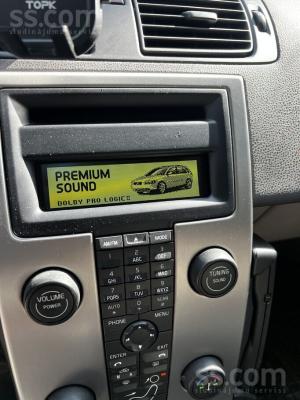 Melns Volvo V50 2007 Daugavpils, ar dzinēja tilpumu 2.40 L un nobraukumu 388 tūkst. km par 2500 €, foto 7 vietnē AUTOMOTO.COM.LV