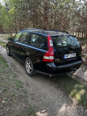 Melns Volvo V50 2007 Daugavpils, ar dzinēja tilpumu 2.40 L un nobraukumu 388 tūkst. km par 2500 €, foto 8 vietnē AUTOMOTO.COM.LV