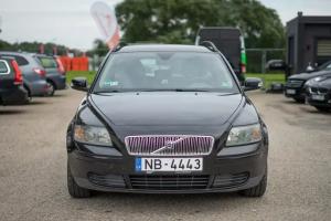 Melns Volvo V50 2007 Liepāja, ar dzinēja tilpumu 2.40 L un nobraukumu 272 tūkst. km par 5200 €, foto 7 vietnē AUTOMOTO.COM.LV