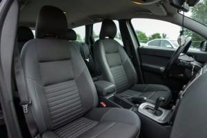 Melns Volvo V50 2007 Liepāja, ar dzinēja tilpumu 2.40 L un nobraukumu 272 tūkst. km par 5200 €, foto 13 vietnē AUTOMOTO.COM.LV