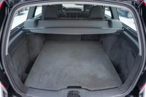 Melns Volvo V50 2007 Liepāja, ar dzinēja tilpumu 2.40 L un nobraukumu 266 tūkst. km par 4200 €, foto 11 vietnē AUTOMOTO.COM.LV
