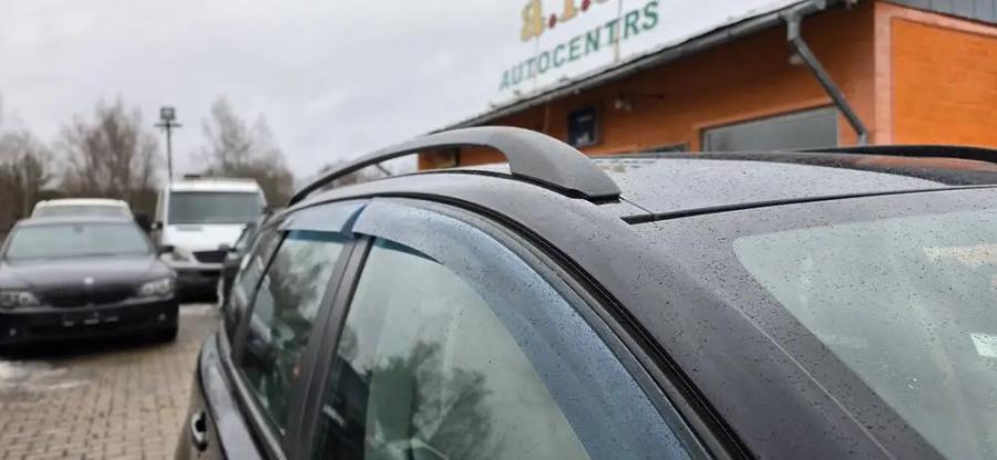 Melns Volvo V50 2007 Valmiera, ar dzinēja tilpumu 1.60 L un nobraukumu 242 tūkst. km par 2000 €, foto 8 vietnē AUTOMOTO.COM.LV