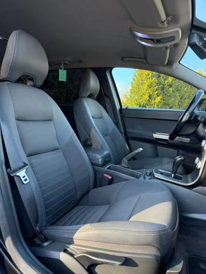 Melns Volvo V50 2007 Rīga, ar dzinēja tilpumu 2.40 L un nobraukumu 305 tūkst. km par 2300 €, foto 16 vietnē AUTOMOTO.COM.LV