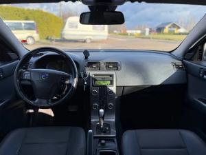 Melns Volvo V50 2007 Rīga, ar dzinēja tilpumu 2.40 L un nobraukumu 305 tūkst. km par 2300 €, foto 19 vietnē AUTOMOTO.COM.LV