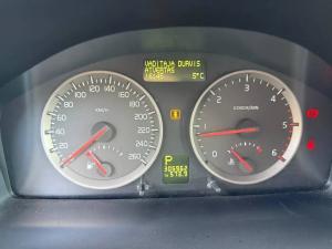 Melns Volvo V50 2007 Rīga, ar dzinēja tilpumu 2.40 L un nobraukumu 305 tūkst. km par 2300 €, foto 20 vietnē AUTOMOTO.COM.LV