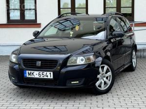 Melns Volvo V50 2007 Jelgava, ar dzinēja tilpumu 2.40 L un nobraukumu 340 tūkst. km par 3300 €, foto  vietnē AUTOMOTO.COM.LV
