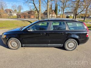 Melns Volvo V50 2007 Ogre, ar dzinēja tilpumu 2.00 L un nobraukumu 370 tūkst. km par 1700 €, foto 4 vietnē AUTOMOTO.COM.LV