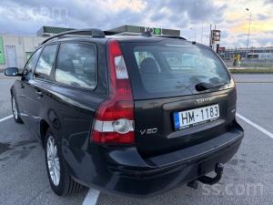 Melns Volvo V50 2007 Rīga, ar dzinēja tilpumu 2.00 L un nobraukumu 329 tūkst. km par 2850 €, foto 4 vietnē AUTOMOTO.COM.LV