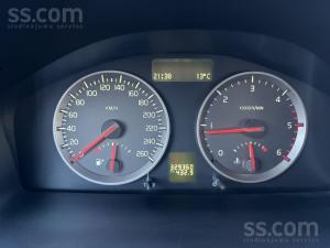 Melns Volvo V50 2007 Rīga, ar dzinēja tilpumu 2.00 L un nobraukumu 329 tūkst. km par 2850 €, foto 8 vietnē AUTOMOTO.COM.LV