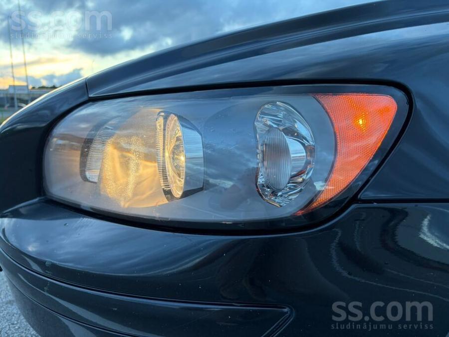 Melns Volvo V50 2007 Rīga, ar dzinēja tilpumu 2.00 L un nobraukumu 329 tūkst. km par 2850 €, foto 12 vietnē AUTOMOTO.COM.LV