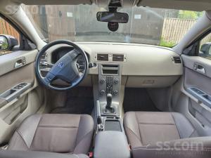 Melns Volvo V50 2007 Ventspils, ar dzinēja tilpumu 1.60 L un nobraukumu 309 tūkst. km par 1250 €, foto 6 vietnē AUTOMOTO.COM.LV